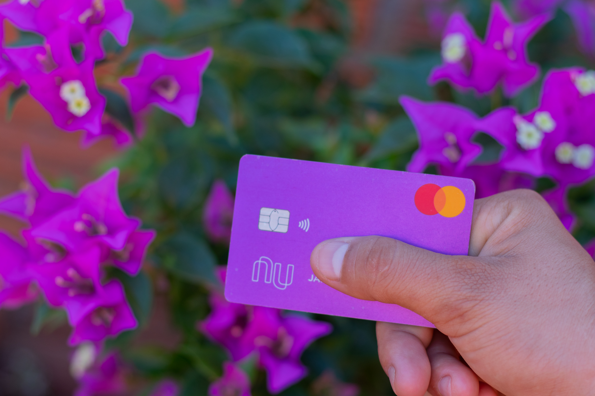 Quem tem R$ 0 vai passar a ter R$ 4000 mesmo estando negativado graças ...