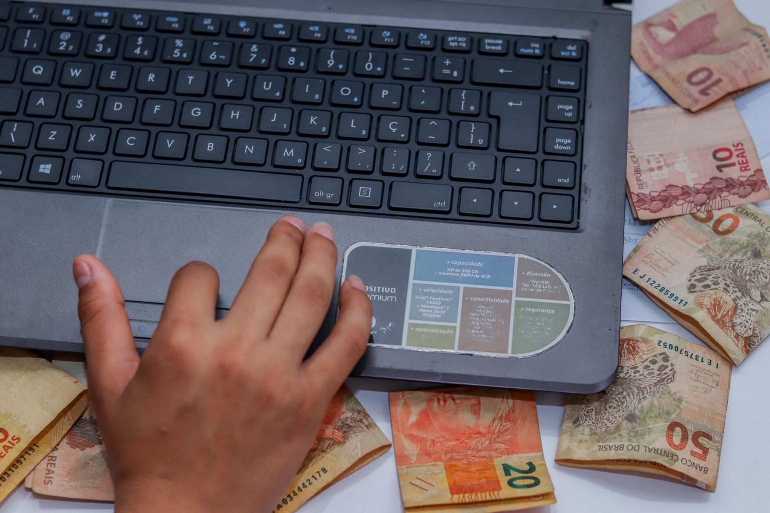 Caixa Postal digital para brasileiros! Governo libera meio de contato ...